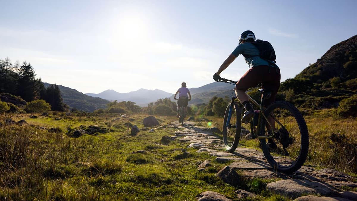 Traws Eryri 200km off-road cycling route launched in north Wales ...