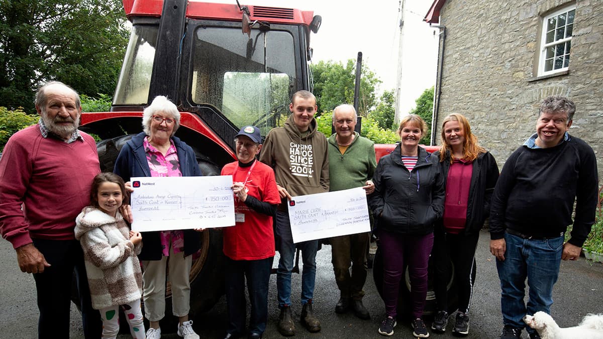 Cilcennin tractor run raises £750 Marie Curie and Wales Air Ambulance ...