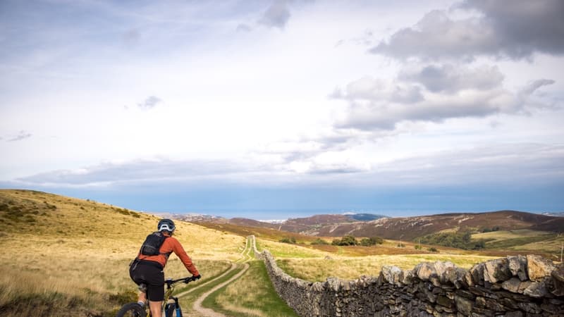 Off-road cycling route linking Machynlleth to Conwy will benefit local ...