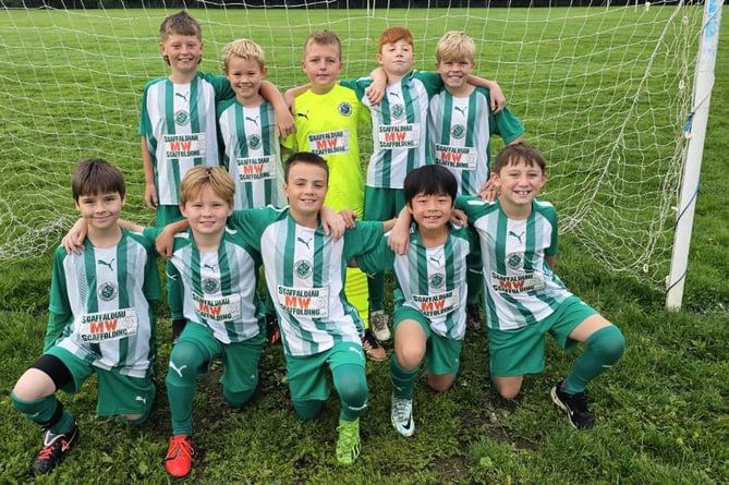 Tregaron juniors get smart new kit | cambrian-news.co.uk
