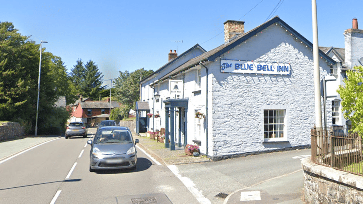 Llangurig pub and Llanidloes takeaway handed new food hygiene ratings ...