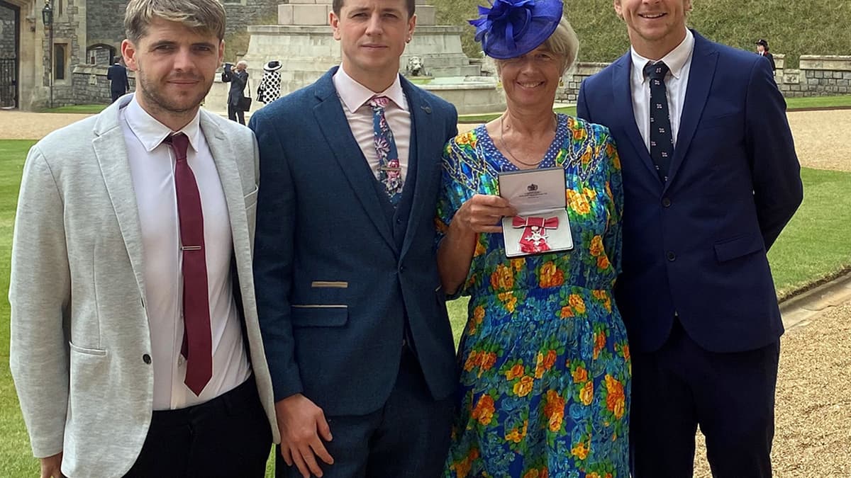 New Quay's Fay Francis visits Windsor Castle to pick up MBE | cambrian ...