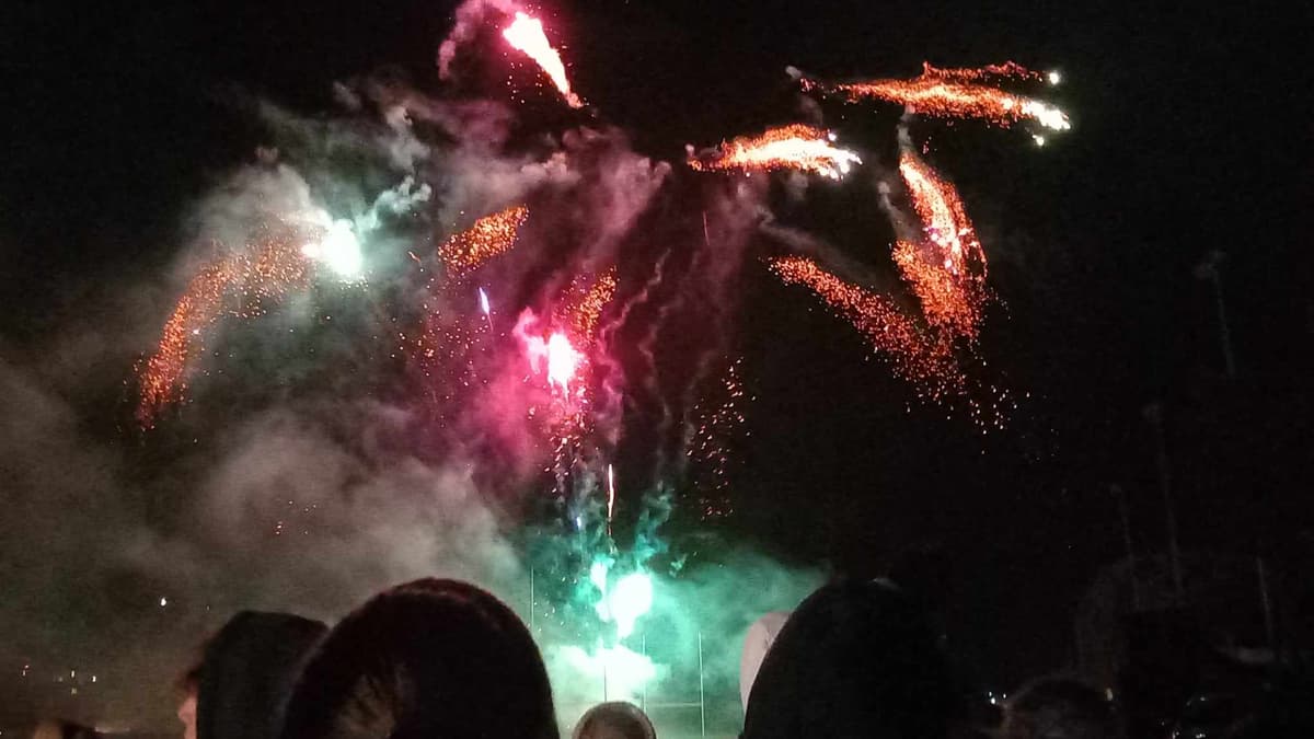 Aberystwyth firework display goes out with a bang | cambrian-news.co.uk