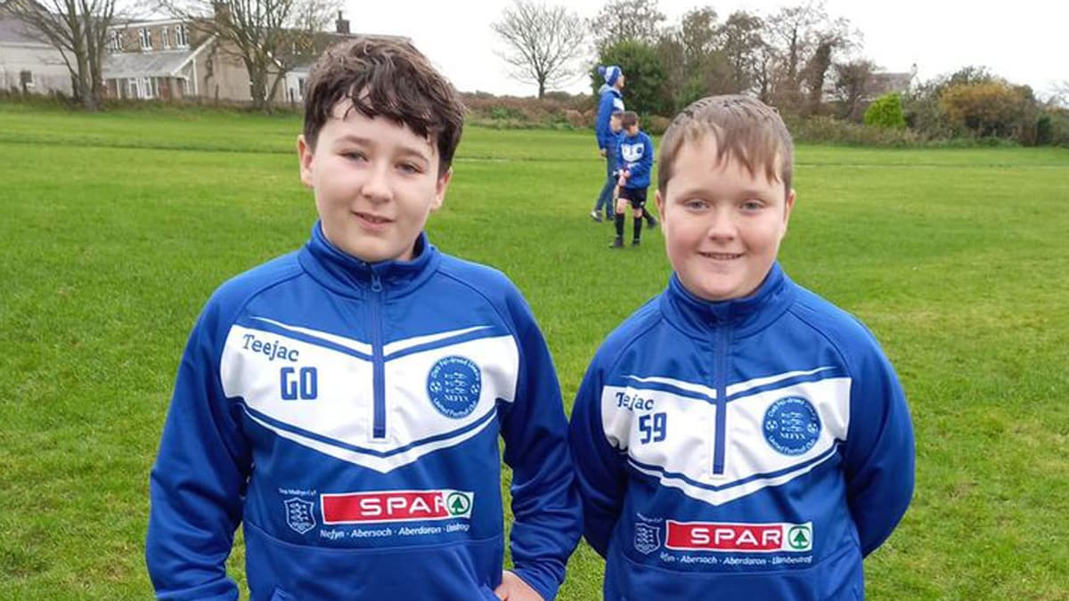 Nefyn FC Juniors thank sponsors and appeal for new coaches | cambrian ...