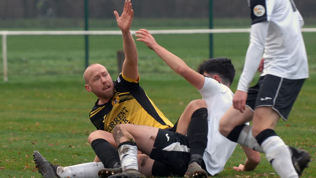 Ardal leagues: Williams and Lewis at the double for Dolgellau ...