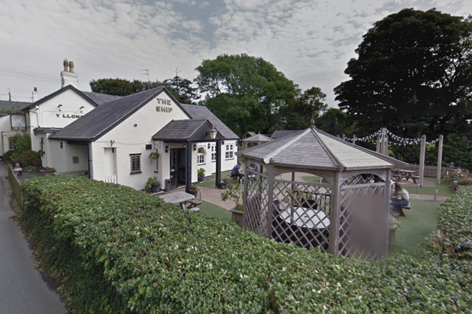 Low food hygiene rating for Llanbedrog pub The Ship Inn | cambrian-news ...