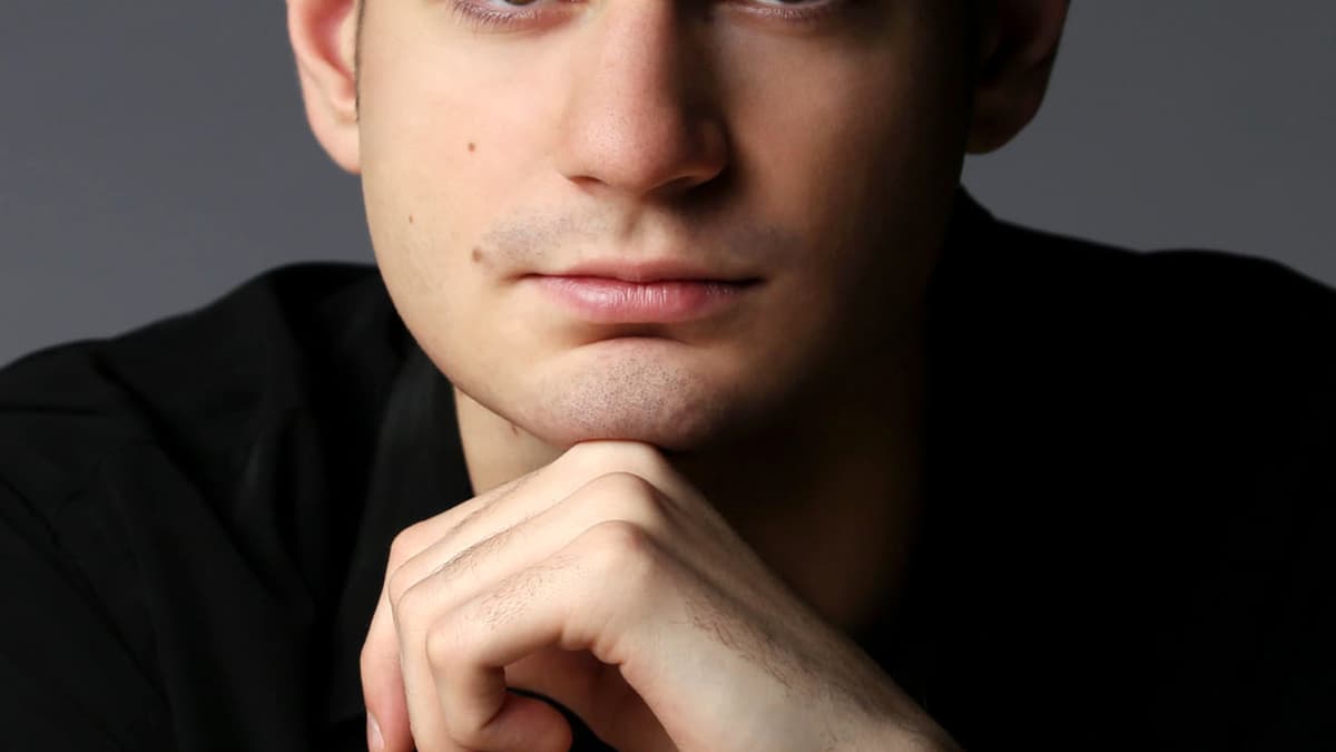 Outstanding young pianist kick-starts music club's programme | cambrian ...