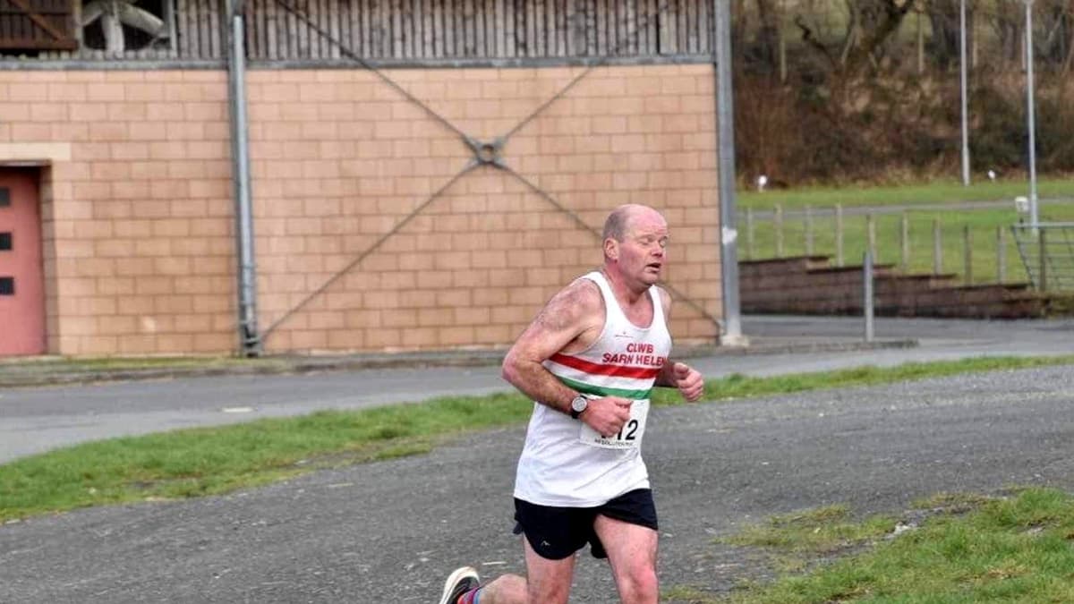 Sarn Helen Running Club members take on challenging terrain | cambrian ...