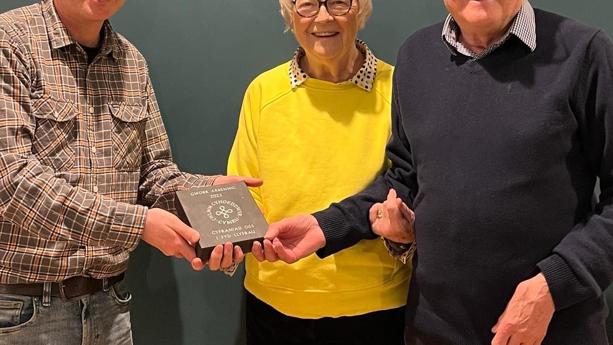 Aberystwyth couple awarded for their contribution to Welsh literature ...