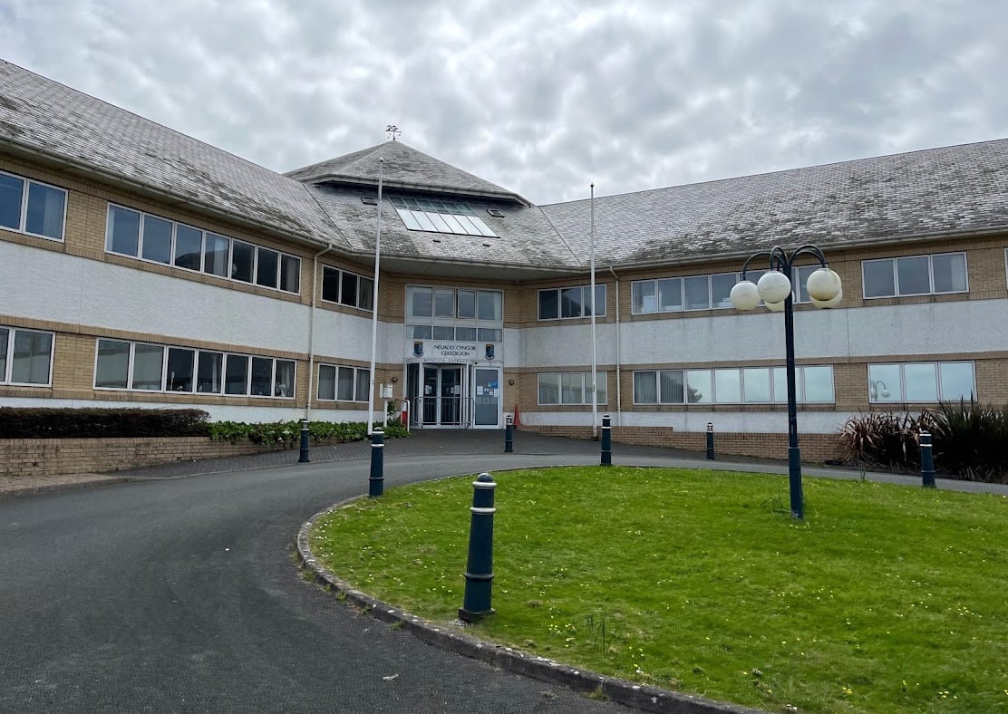 Ceredigion council to appoint new £90,000 a year officer | cambrian ...