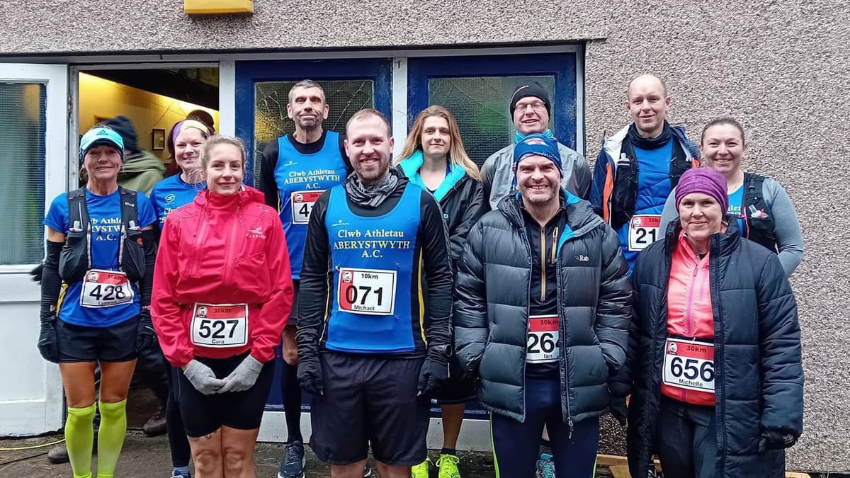 Aberystwyth Athletics Club take on springtime run in freezing ...