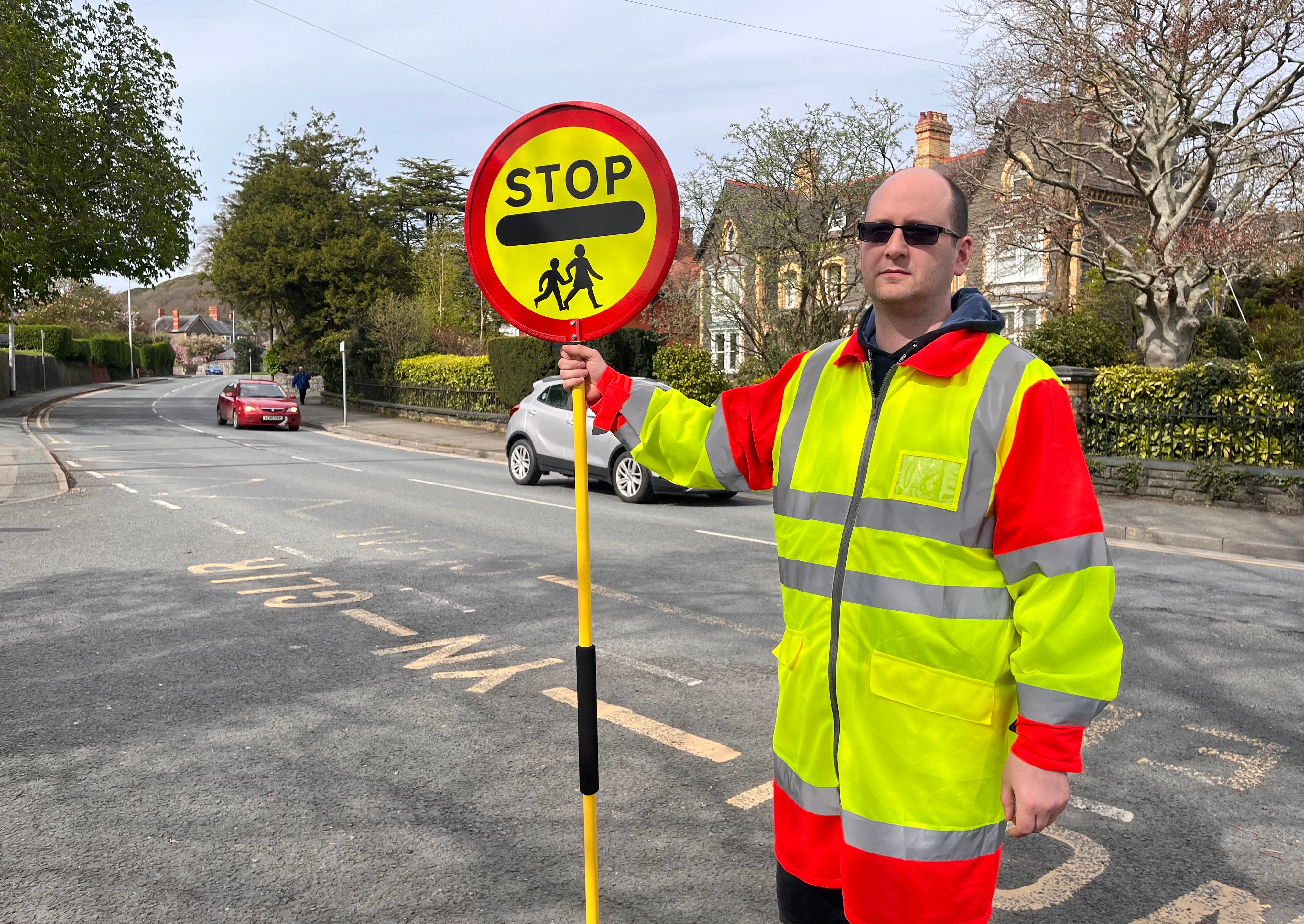 Plans for new pedestrian crossing outside school | cambrian-news.co.uk