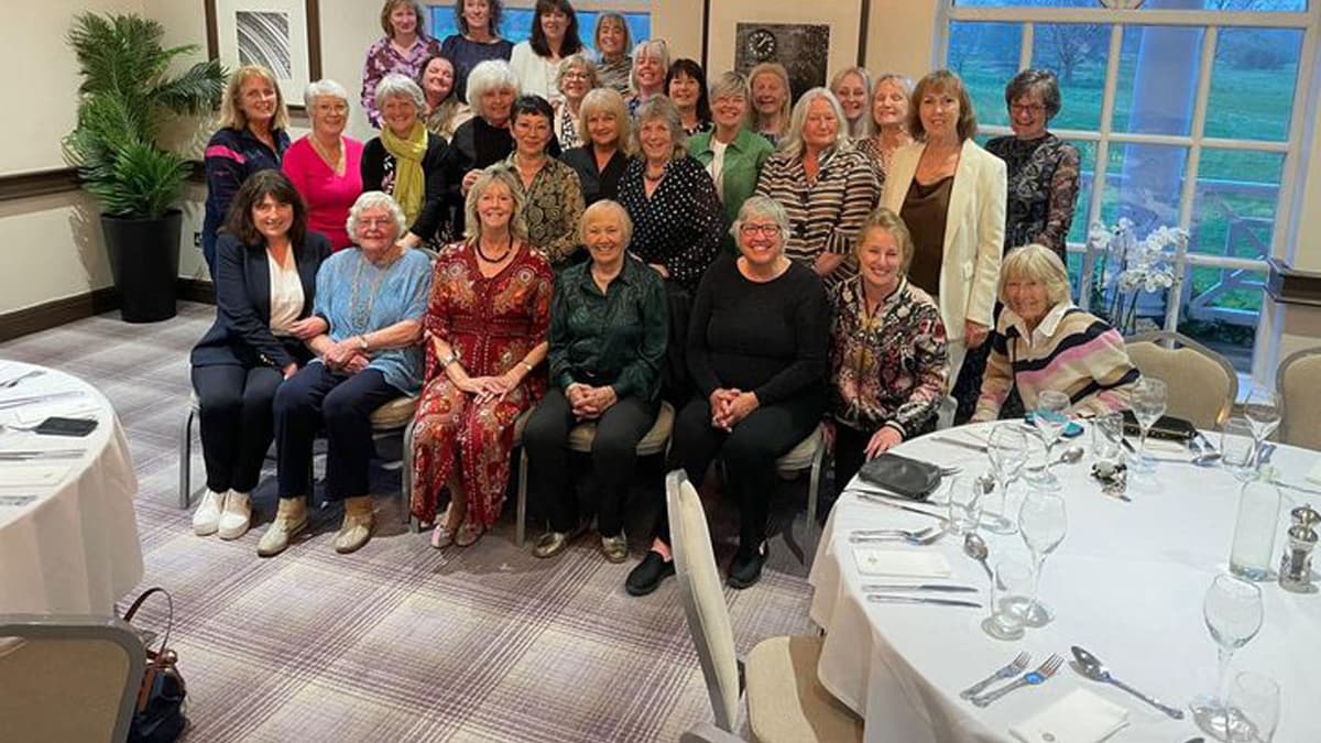 Anna and Jayne win Abersoch Ladies Day competition | cambrian-news.co.uk