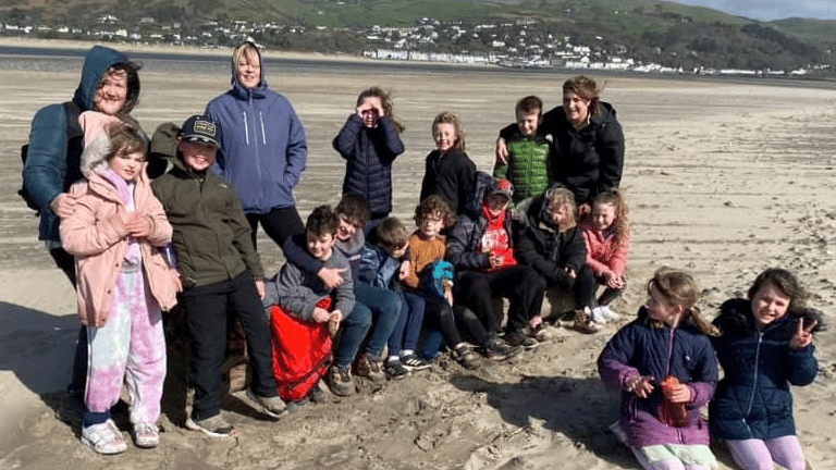 Borth pupils raise money to pay for swimming lessons | cambrian-news.co.uk