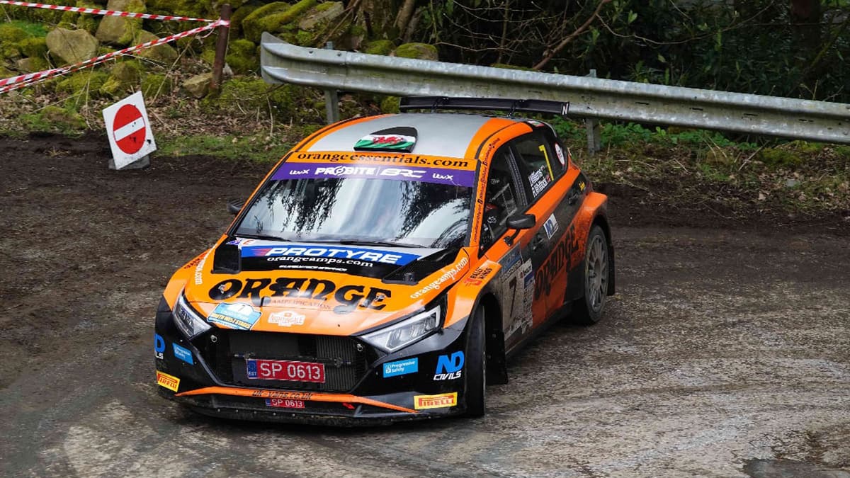 James Williams heads superb Protyre Asphalt entry on the double header ...