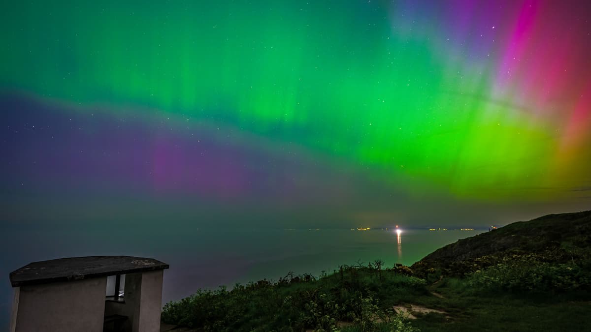 Northern lights brighten up the night sky | cambrian-news.co.uk