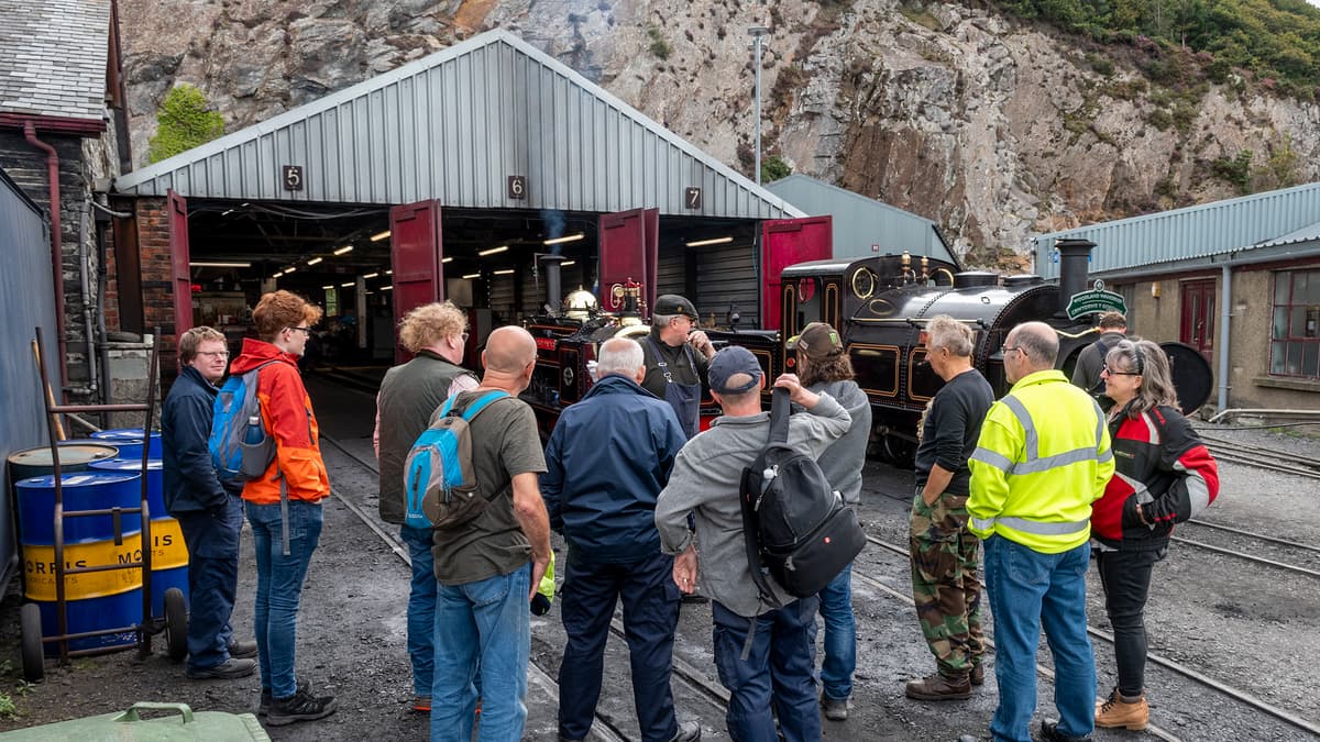 Ffestiniog Railway workshop offers chance to drive steam locomotive ...