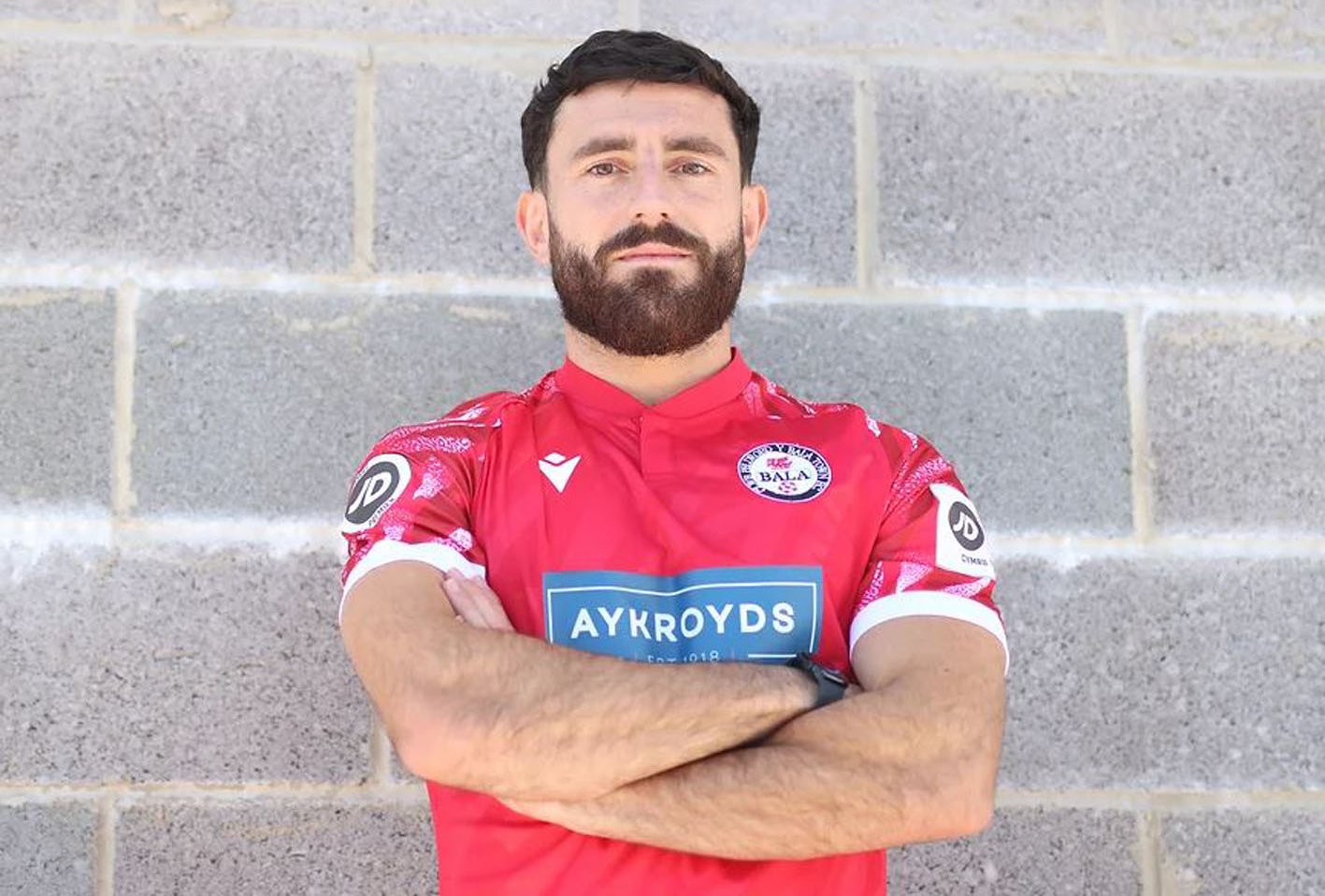 Forward Louis Robles returns to Maes Tegid | cambrian-news.co.uk