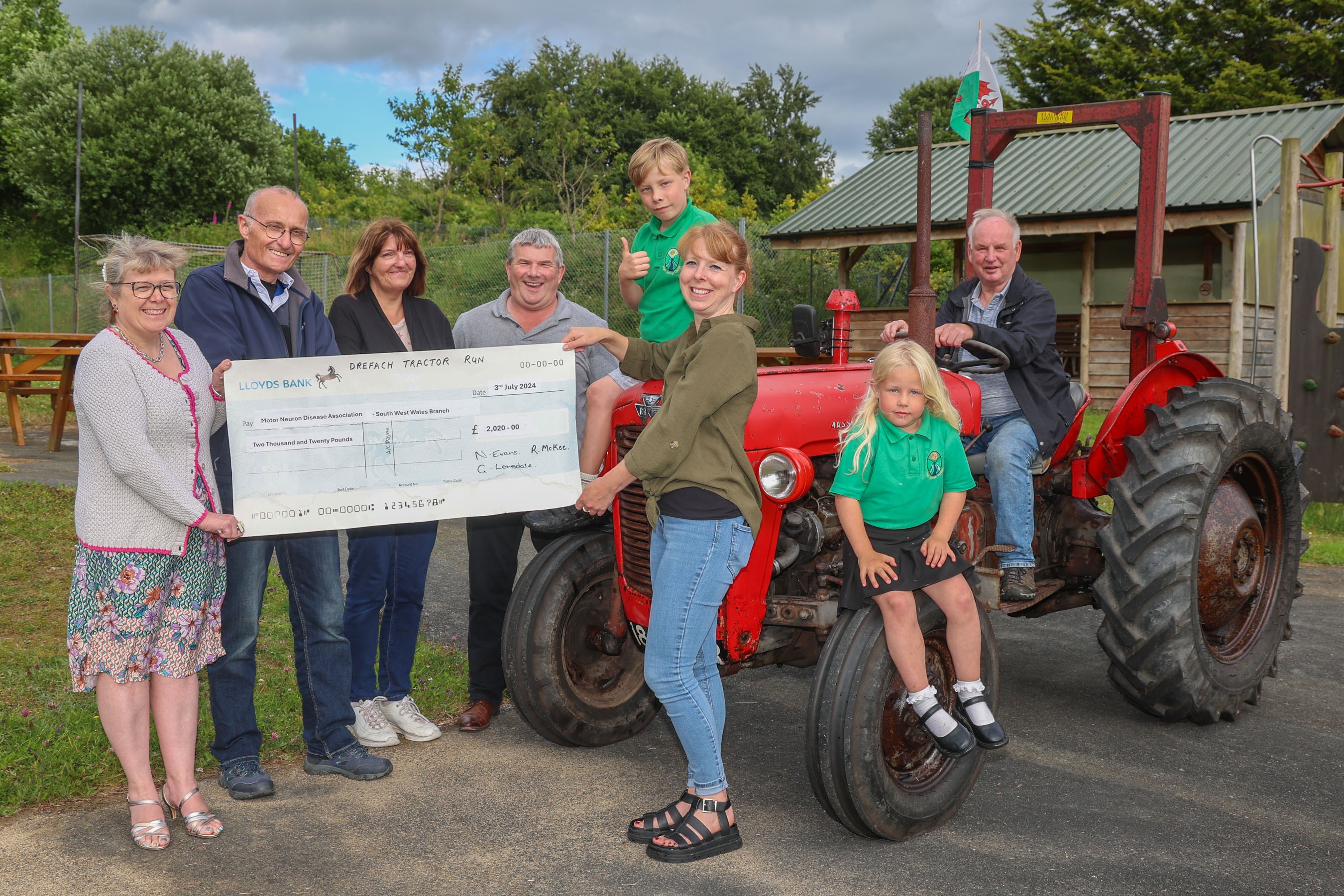 Drefach tractor run raises thousands | cambrian-news.co.uk