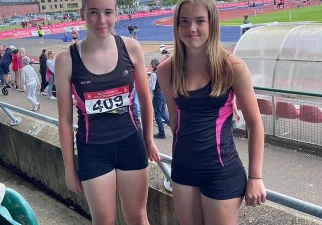 Sara Owain and Year 10 pupil Alaw Roberts from Ysgol Godre'r Berwyn ...