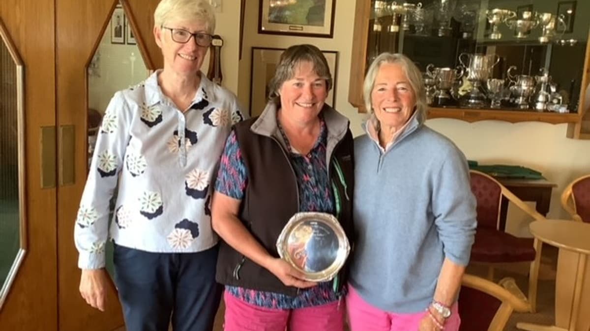 Jane and Debbie win Borth & Ynyslas Golf Club championship | cambrian ...