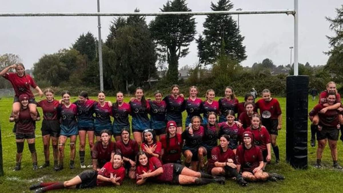 Bae Ceredigion Dolphins take on their opponents and the elements ...