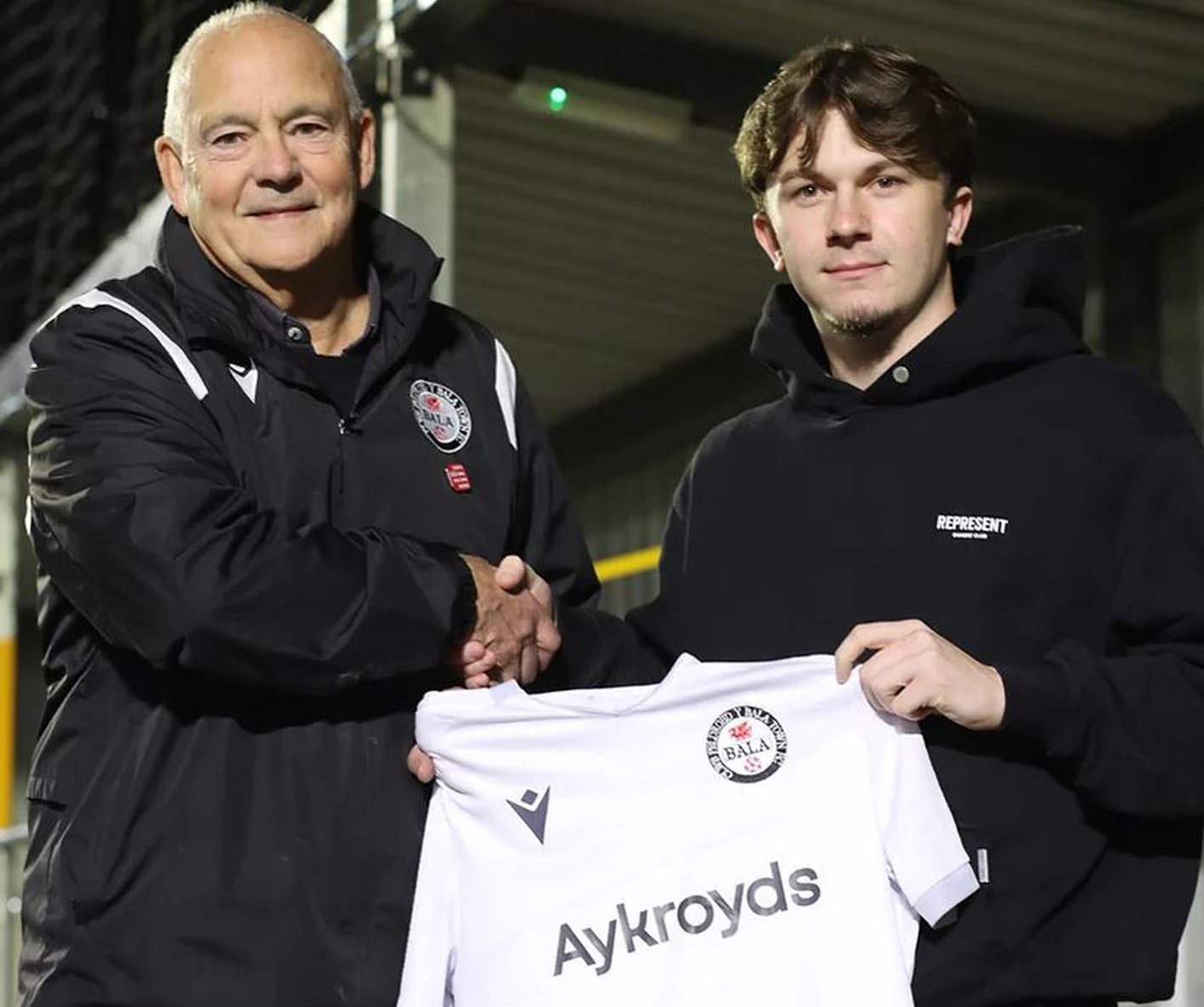 Bala Town sign midfielder Higgins from Everton Academy | cambrian-news ...