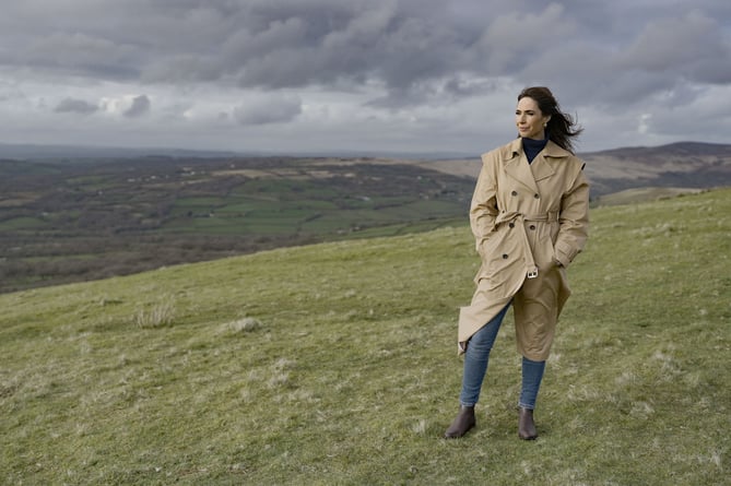 Alex Jones a streic y Glöwyr | cambrian-news.co.uk