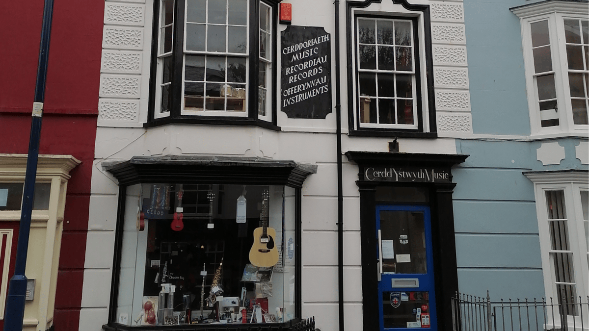 Aberystwyth shop owner makes devastating announcement | cambrian-news.co.uk