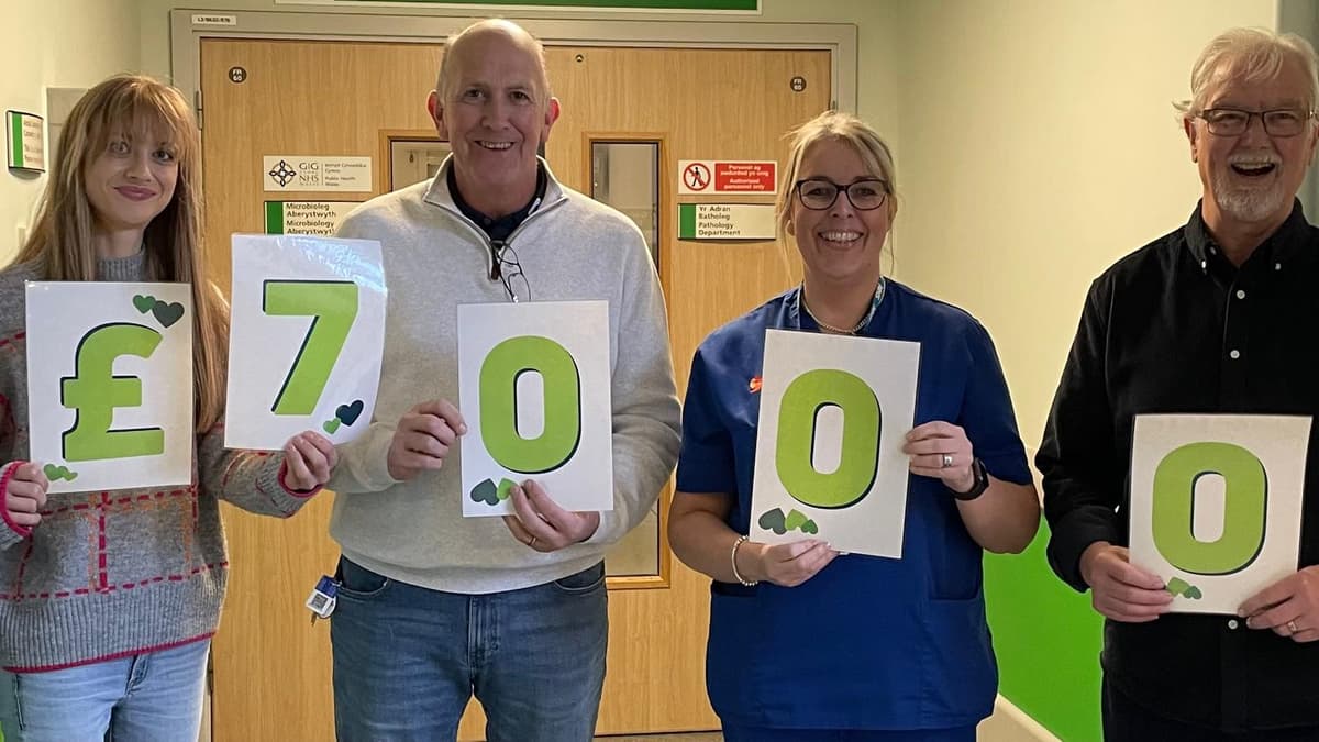 Marathon runs raise £7,000 for Leri Day Unit at Bronglais Hospital ...