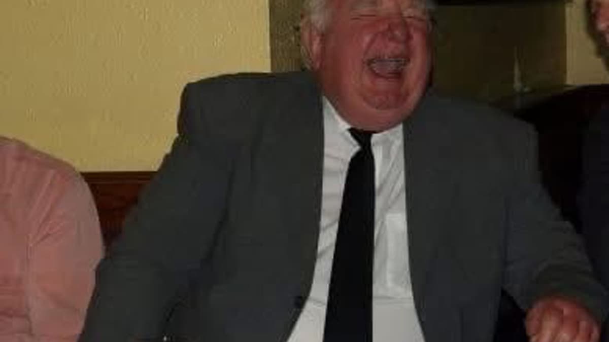 Aberystwyth RFC pay tribute to club stalwart Geoff Edwards | cambrian ...