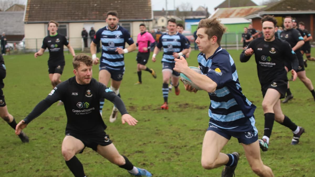 Aberystwyth lose close game at Burry Port by one point | cambrian-news ...