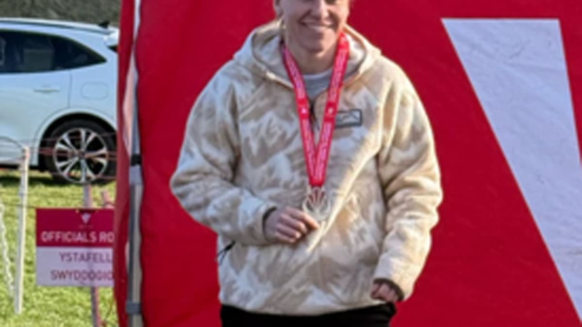 Emma Palfrey triumphs as Sarn Helen excels in Welsh races | cambrian ...