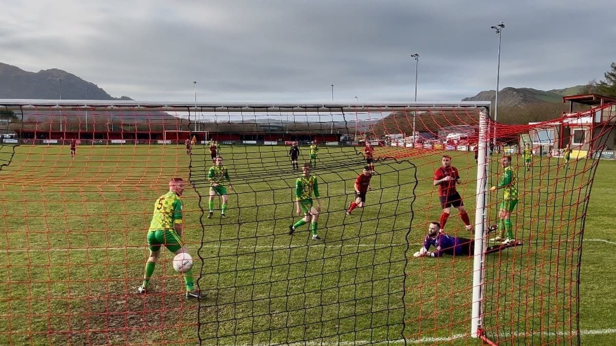 Brookwell at the double as Porthmadog ease into next round of league ...