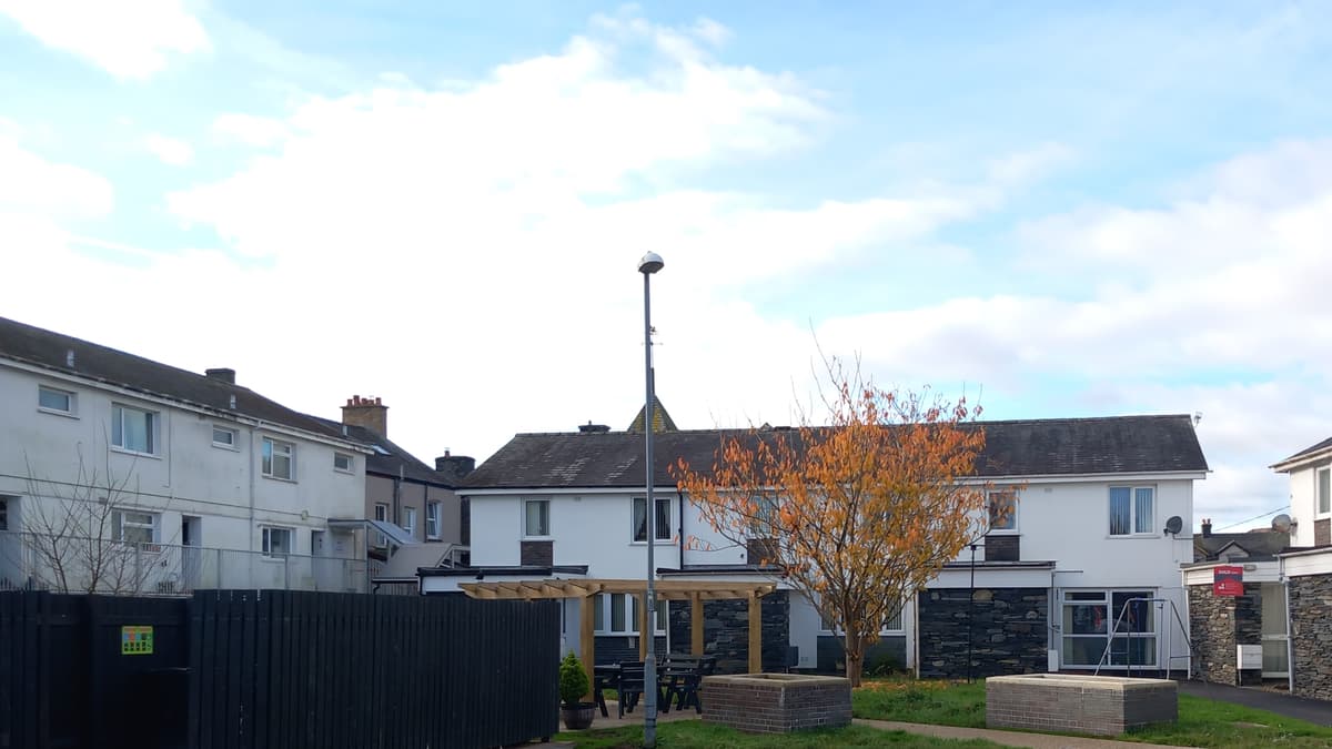 Machynlleth council housing gets "new lease of life" with new garden ...