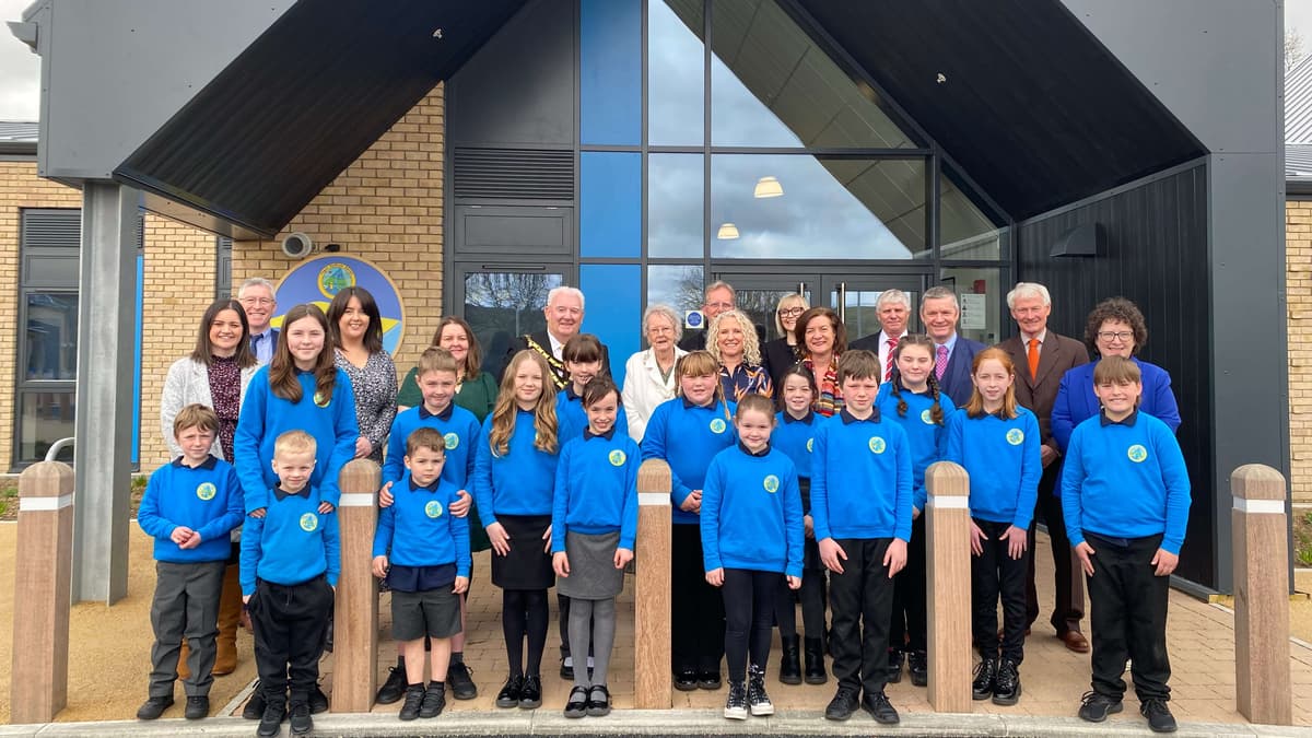 First Minister officially opens new Ceredigion school | cambrian-news.co.uk