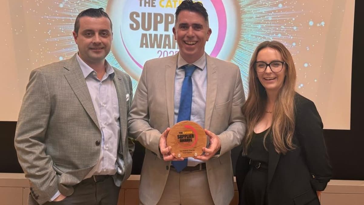 Harlech foodservice wins food wholesaler of the year award | cambrian ...
