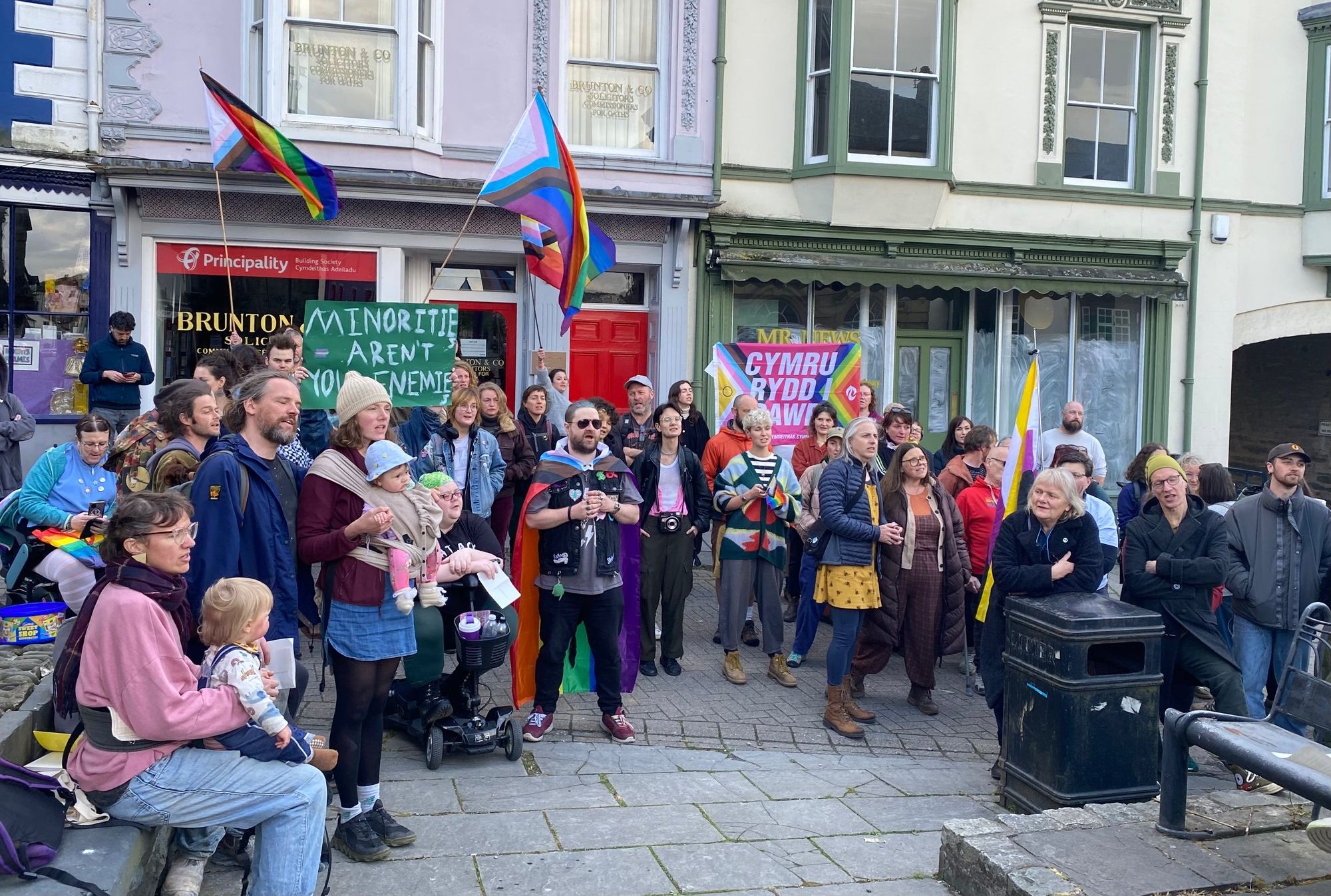 Machynlleth protest draws dozens following Supreme Court Trans ruling ...