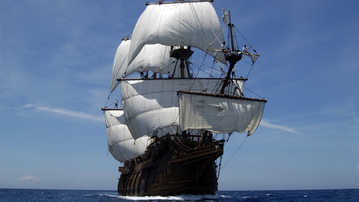 Historic Galeón Andalucía makes maiden stop in Caernarfon | cambrian ...