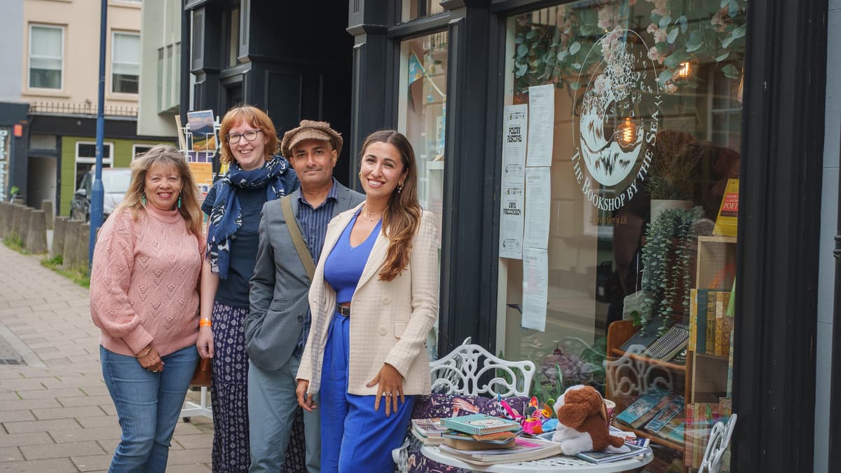 Poetry fills Aberystwyth streets as third festival celebrates 'Hiraeth ...