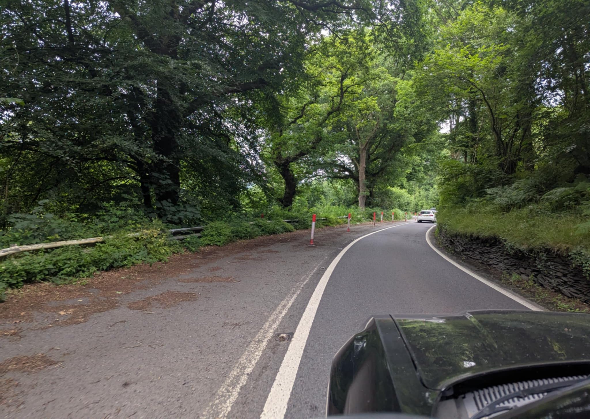 Government admits no progress has been made to repair damaged road wall ...