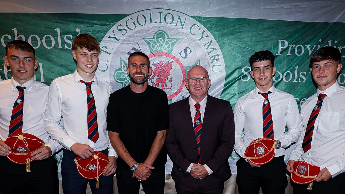 Grŵp Llandrillo Menai footballers honoured with international caps by ...