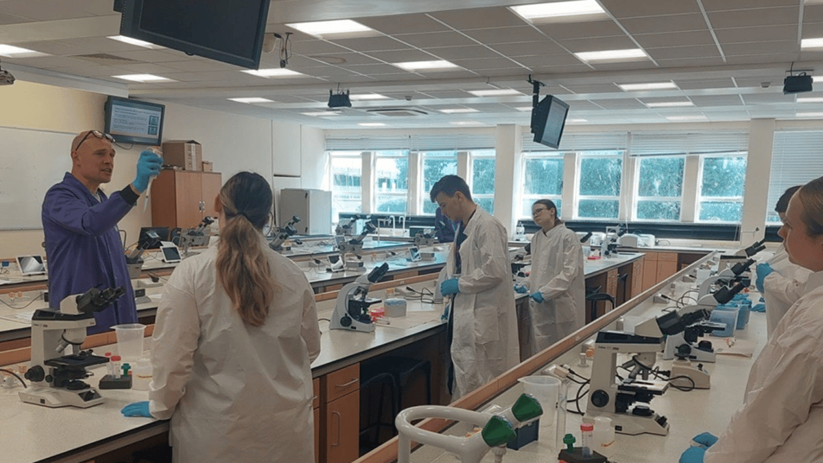 Record numbers attend Aberystwyth’s widening participation course ...