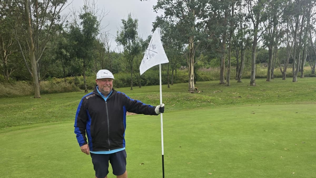 Dylan Morris' extraordinary double hole-in-one golf achievement ...