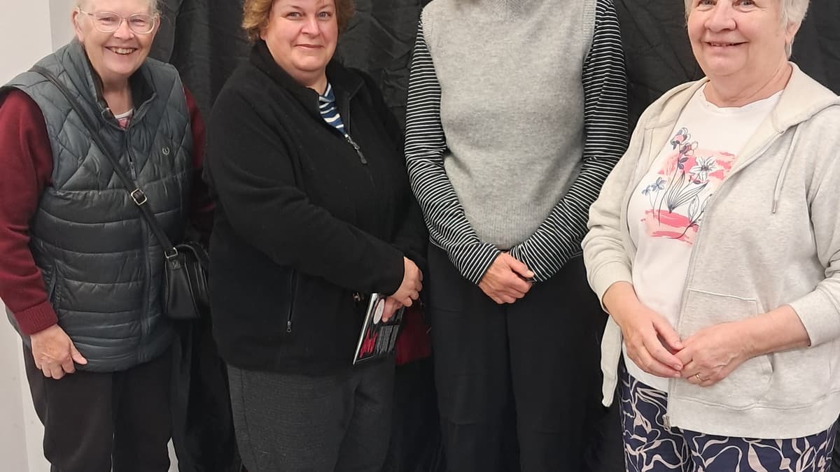 Emma Quaeck discusses dementia support in Tywyn | cambrian-news.co.uk