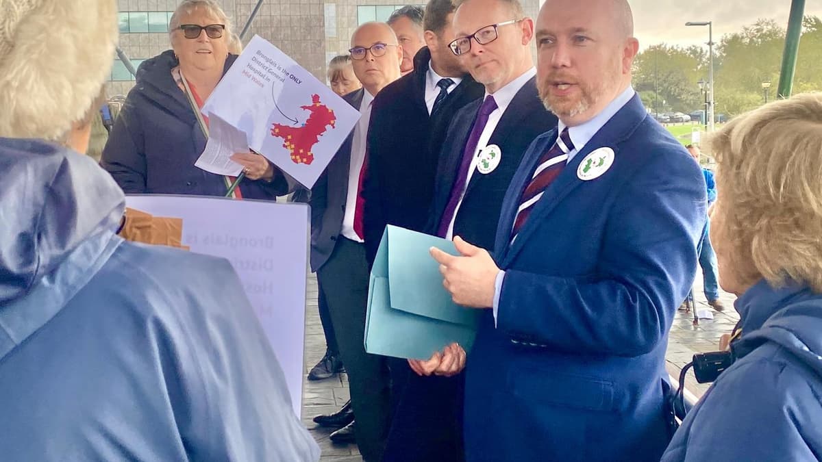New health minister sets out priorities for the Welsh NHS | cambrian ...