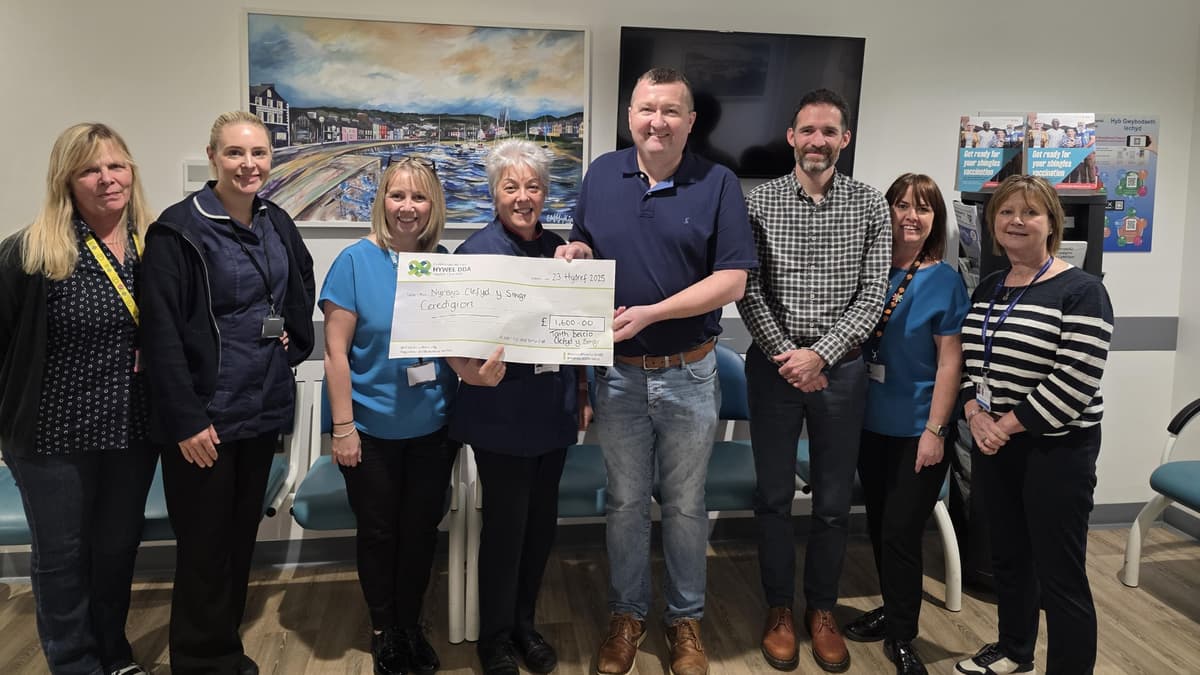Ceredigion councillor raises £1,600 for diabetes service with 100 mile ...