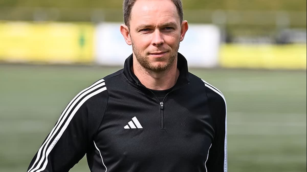 Aberystwyth Town FC appoints Craig Williams as first-team manager ...