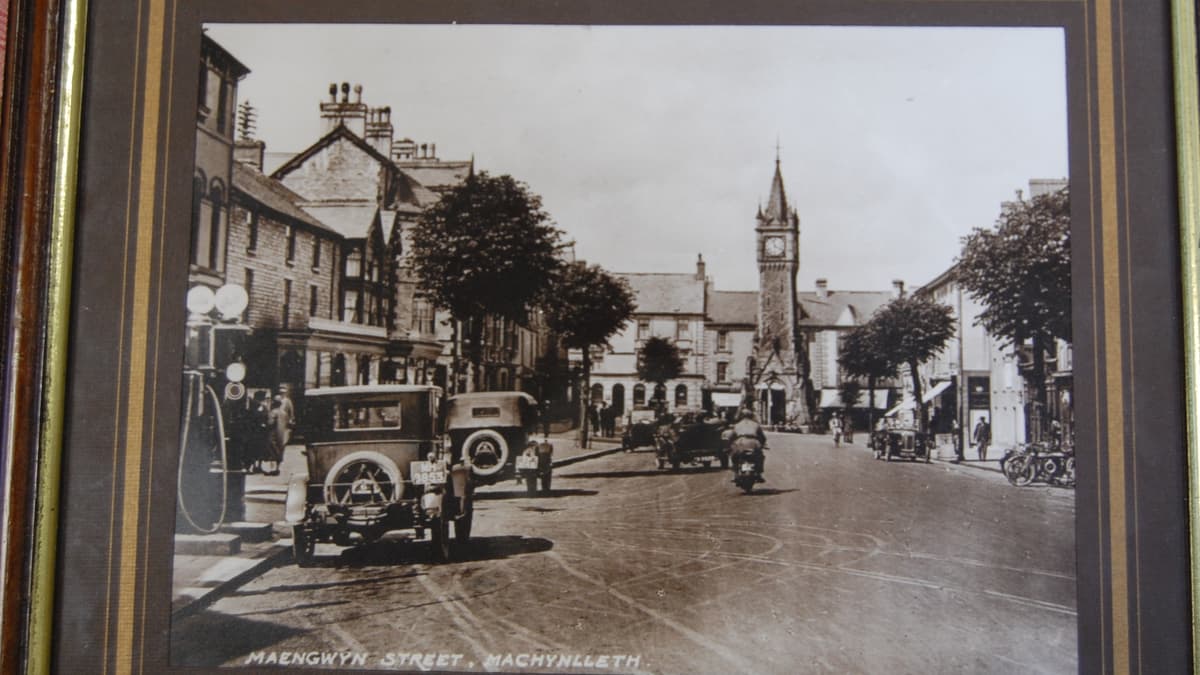 Recognise this street? Take a trip down memory lane with photos showing ...