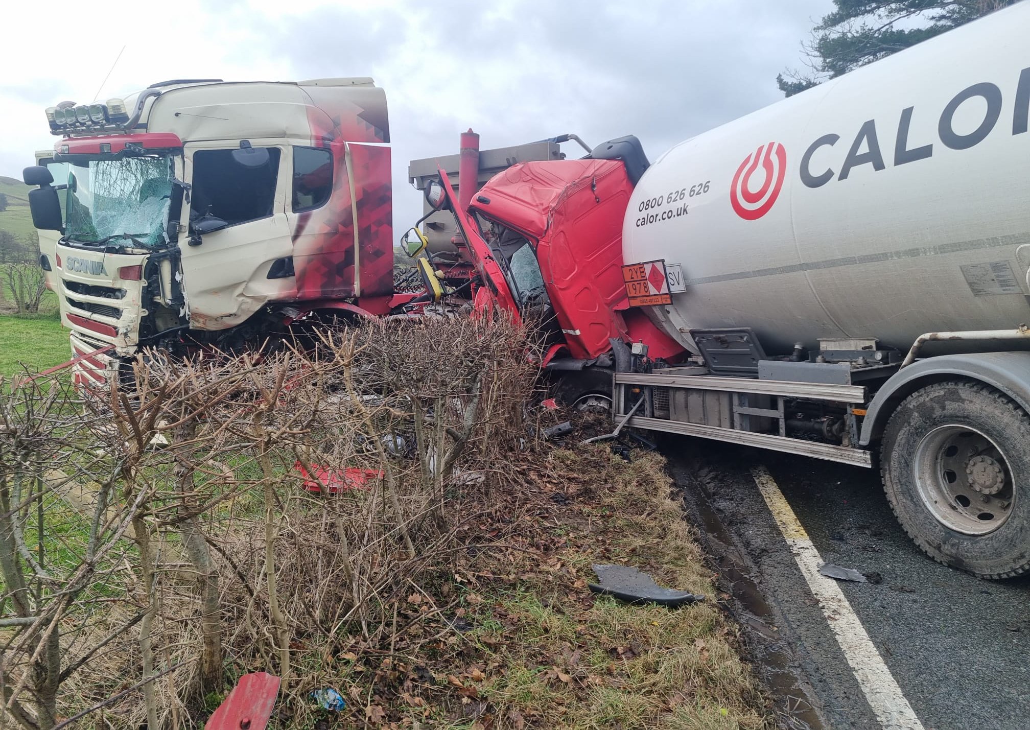 Calor Gas lorry in three-vehicle "pile-up" near Machynlleth | cambrian ...
